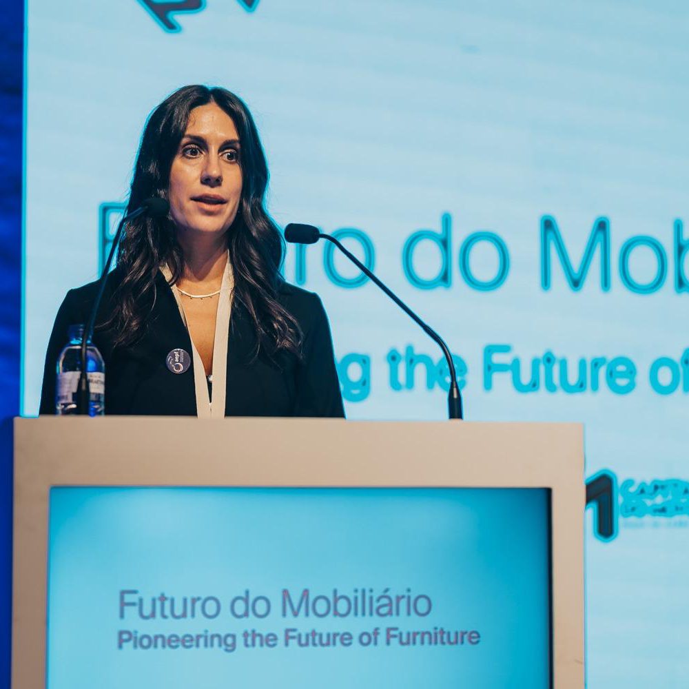 AEPF promove o desenvolvimento local - Mobiliário em Notícia